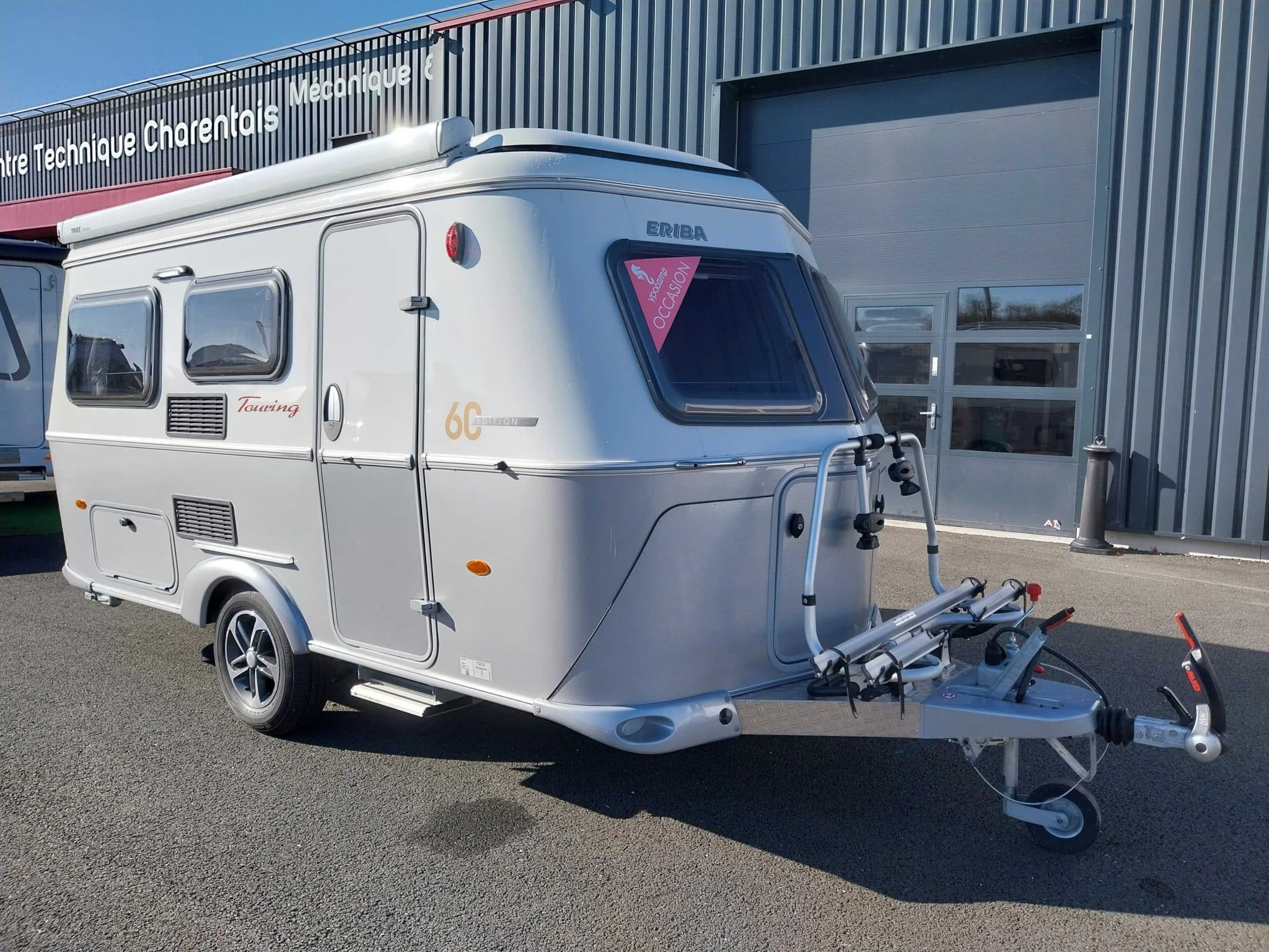 Petite caravane 2 places : Confort compact pour vos escapades